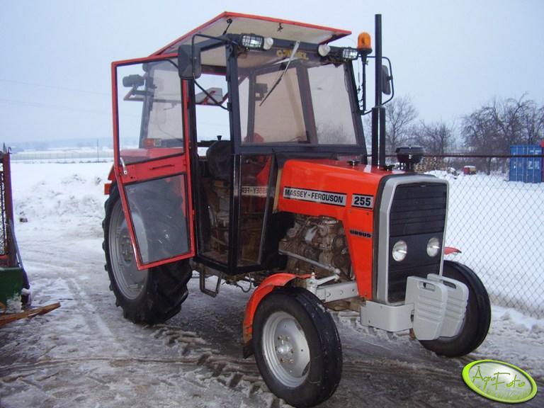 Fotografia traktor MF 255 id:117769 - Galeria rolnicza agrofoto
