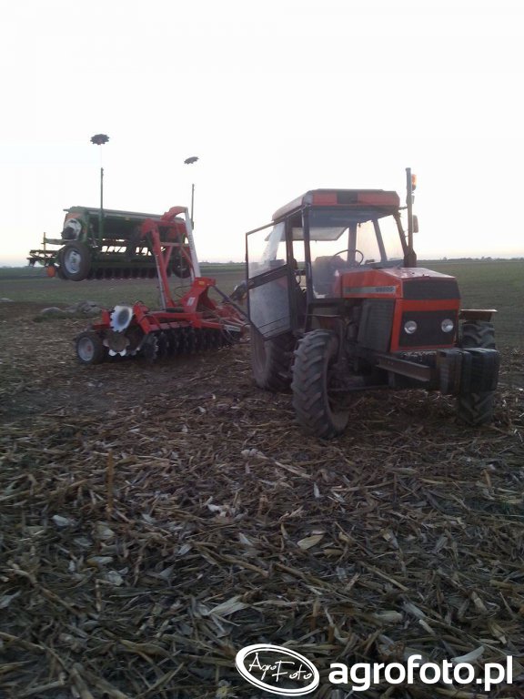 Fotografia traktor Ursus 914 id:613441 - Galeria rolnicza agrofoto