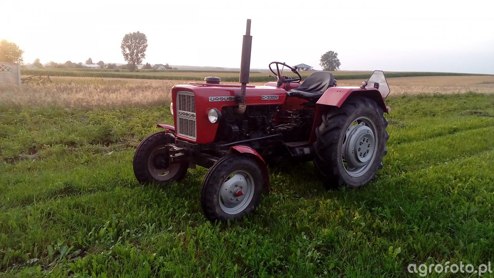 Ursus C-330M Dane techniczne - AgroTesty.pl