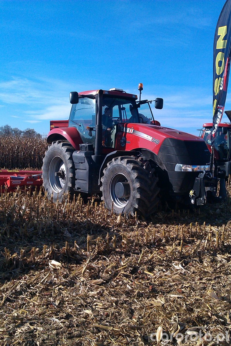 Foto ciagnik Case IH Magnum 340 id:461298 - Galeria rolnicza agrofoto
