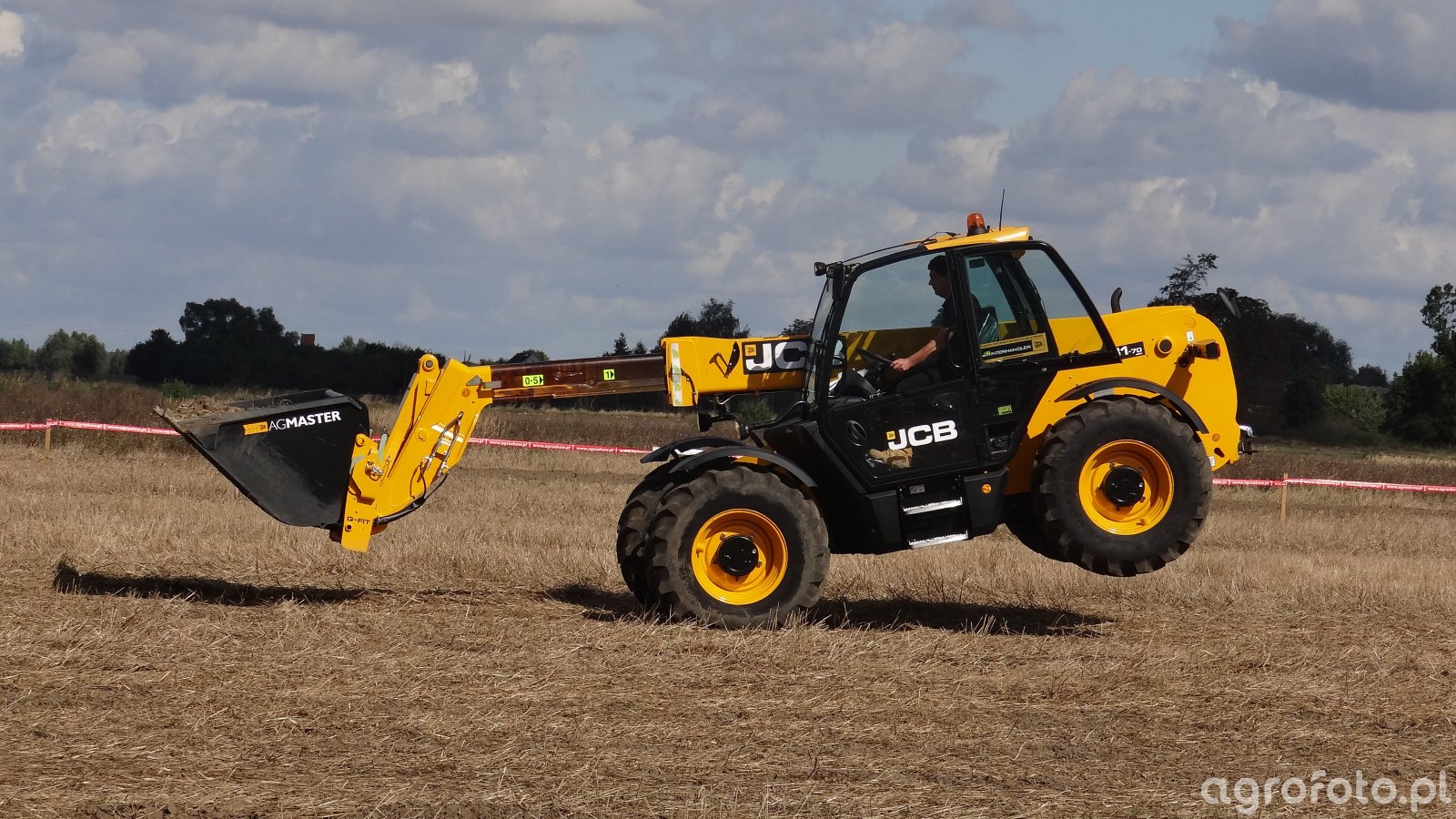 JCB - Obrazek, fotka, zdjecie, photo #455694 - Galeria rolnicza agrofoto