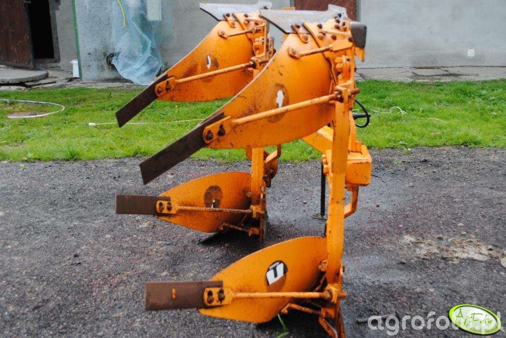 Huard 2-skibowy - foto pługa #273983 - Galeria rolnicza agrofoto Huard 2-skibowy - foto pługa #273983 - Galeria rolnicza agrofoto