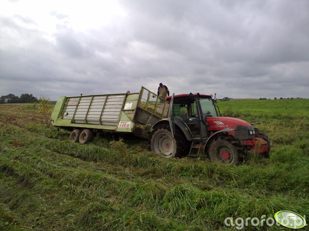 Obraz ciagnik McCormick C-100 Max id:241075 - Galeria rolnicza agrofoto