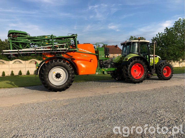 Ciągniki rolnicze Claas - w galerii rolniczej Agrofoto.pl